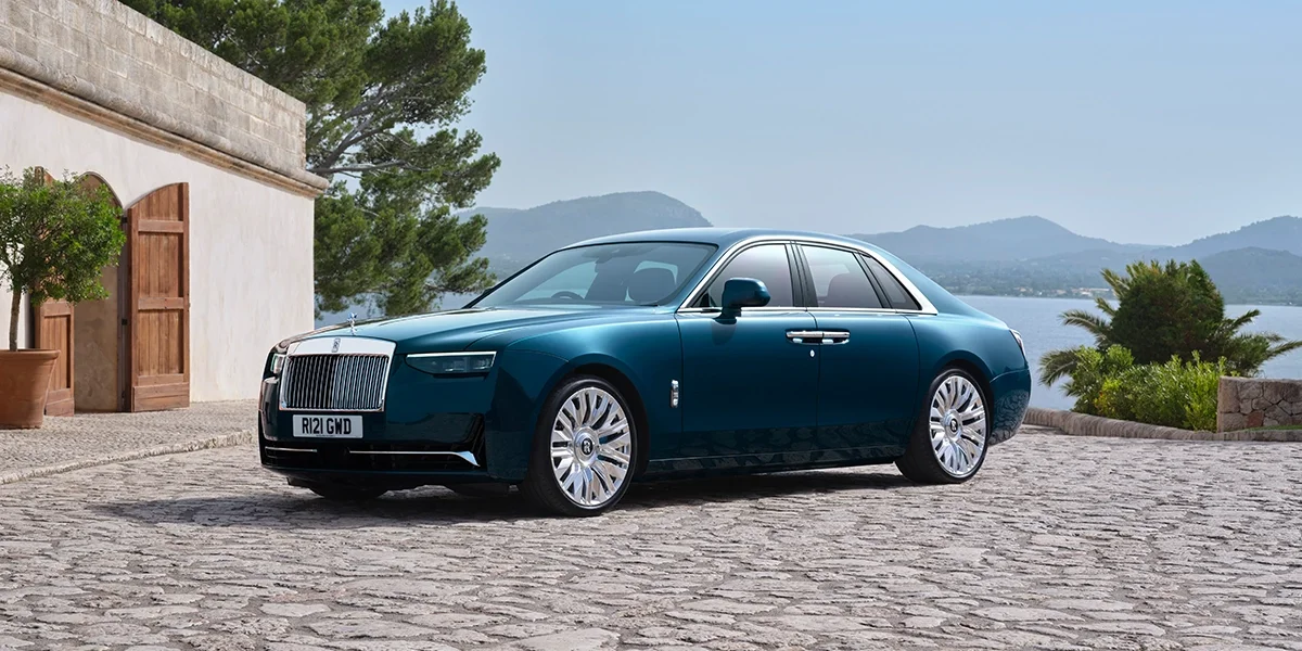 2025 Ghost Series II – Black Badge With Unrivaled V12 Power